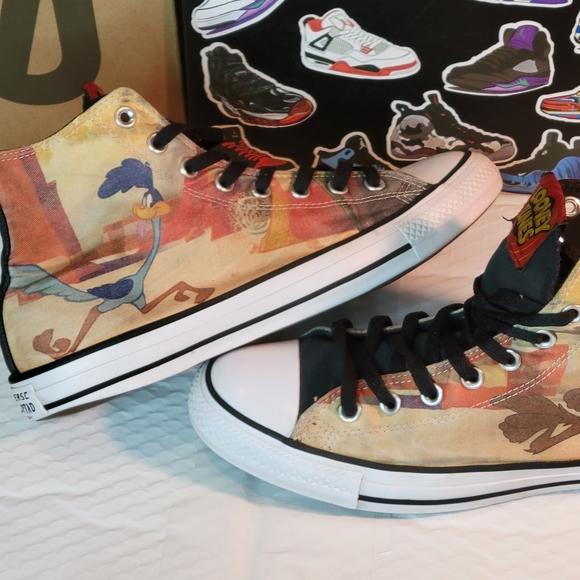 Converse | Shoes | Vintage Converse X Looney Tunes All Star Chuck ...